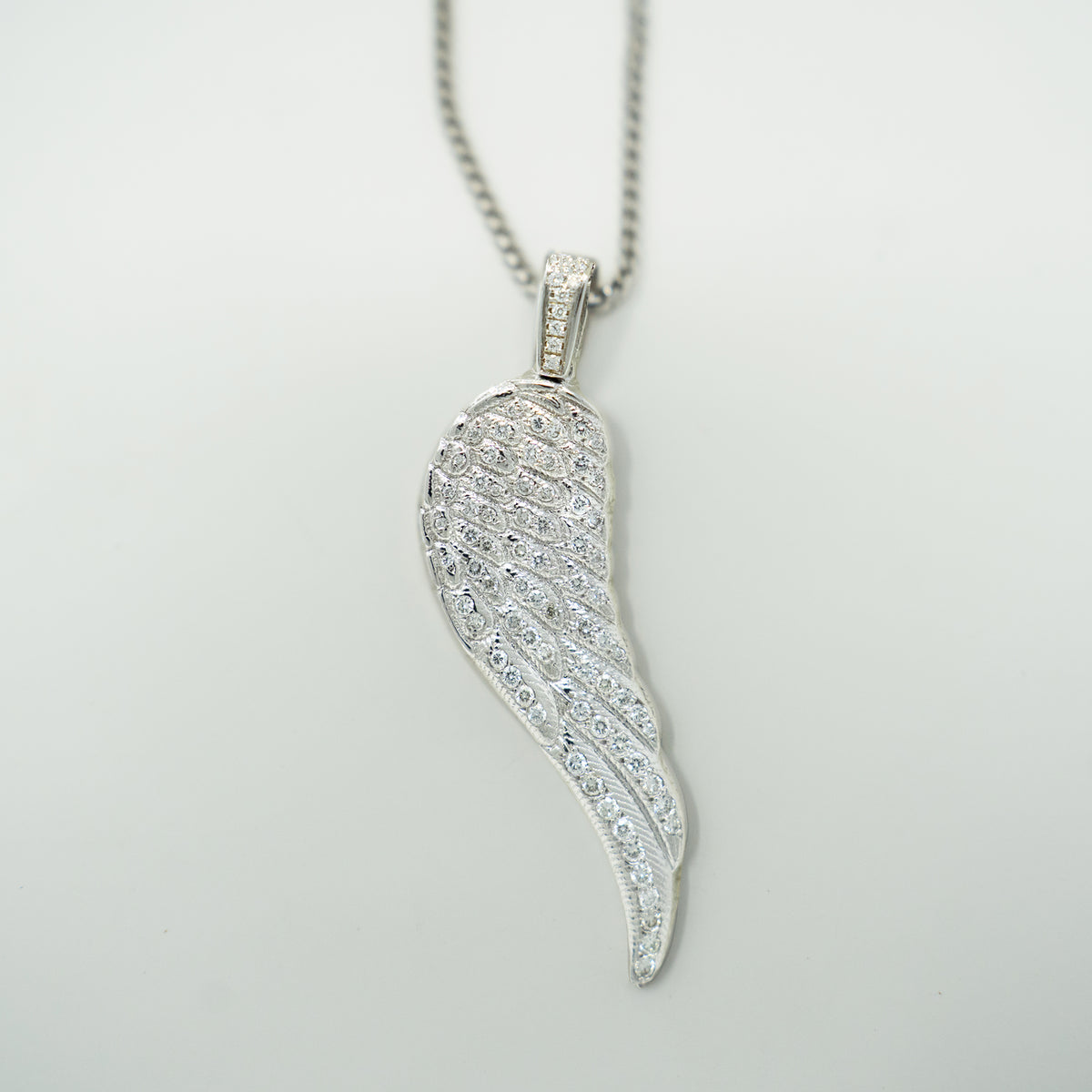 Diamond wing – Danielle Diamonds